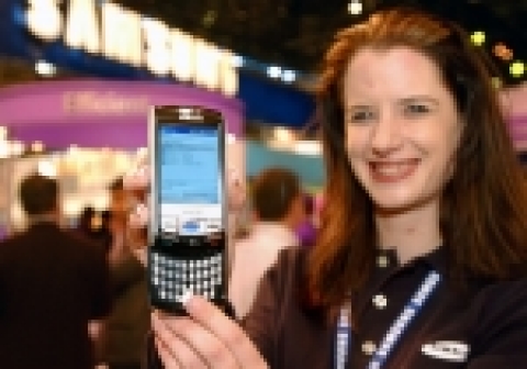 삼성 쿼티폰 i730, 주식거래에 가장 적합 - 뉴스와이어